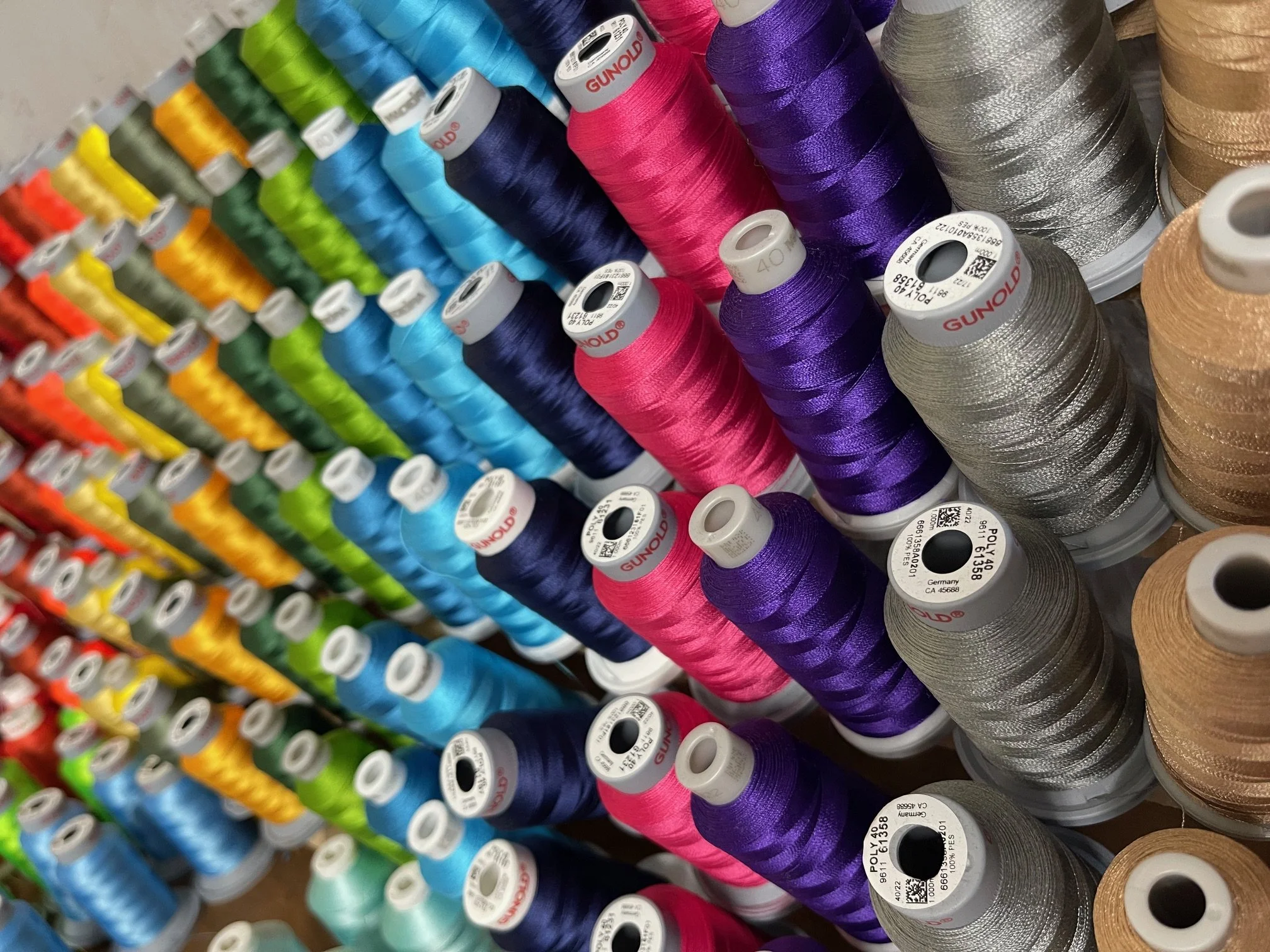 GA Vinyl & Thread | T-Shirt Printing | Truck Decals | Custom Signs