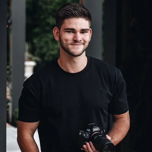 HOLMES AUCTIONS — ABOUT | Residential Commercial Real Estate Auctioneers Brisbane Canberra ...