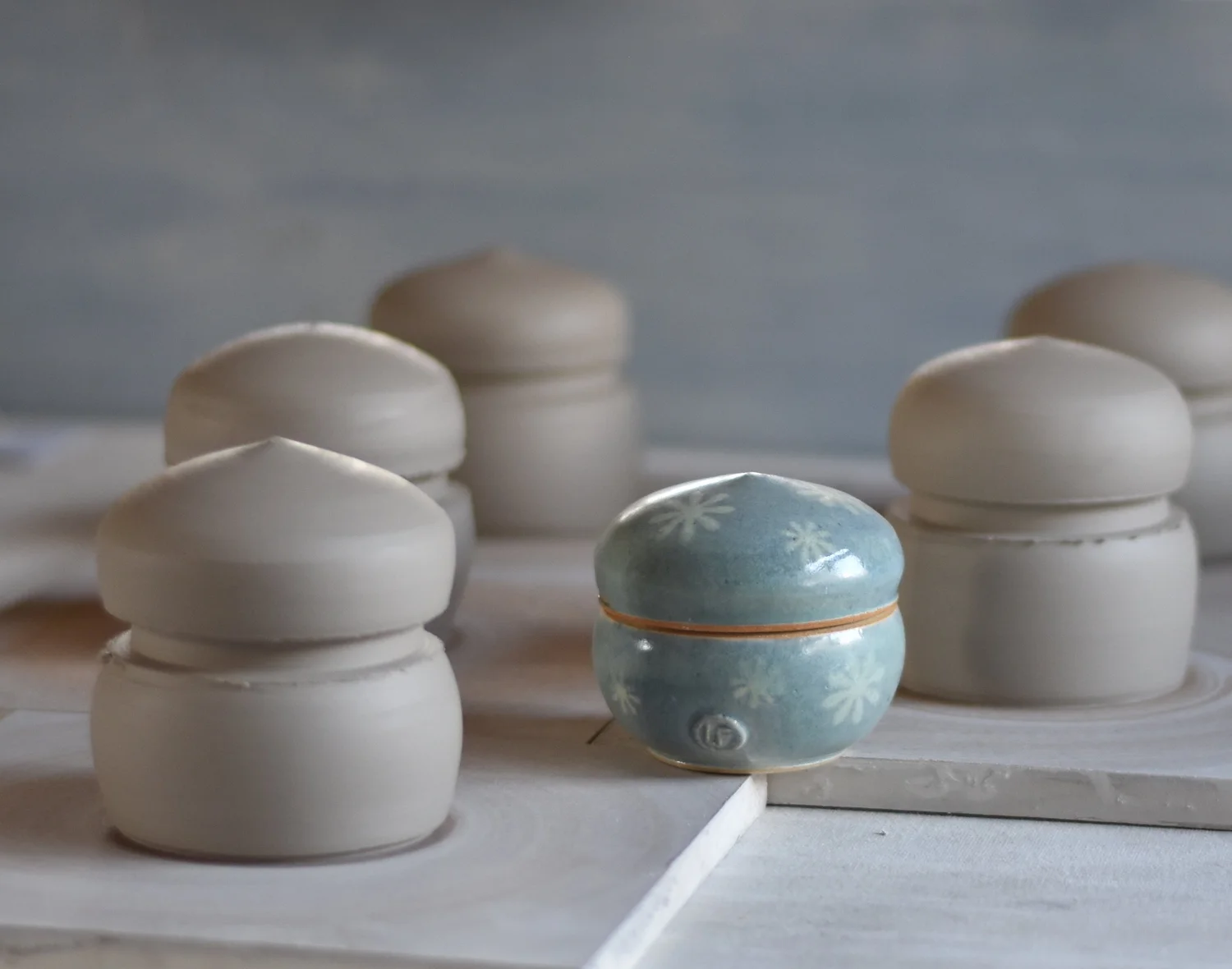 How to make a Lid from an Enclosed Form on the Potters Wheel — Lucy ...