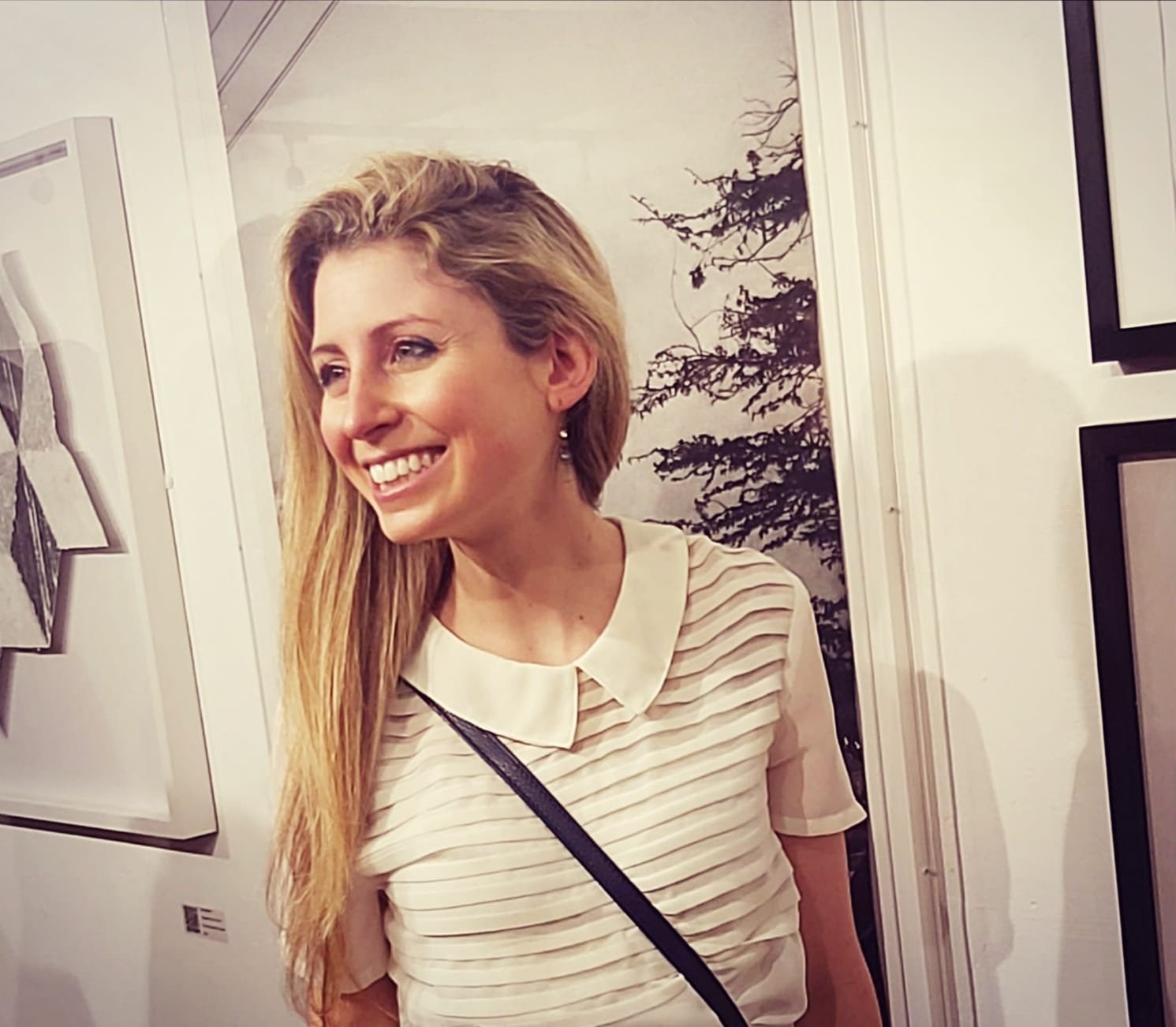 ABOUT THE ARTIST — LAURA ARENSON