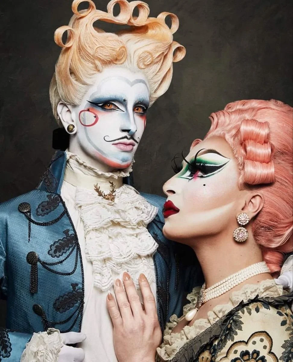 Vampires of Versailles — Planet Caravan