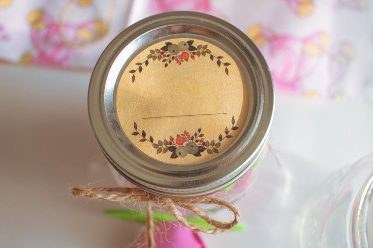 5 Mason Jar Hacks Grandma Would Have Used | Vintage by the Bite ...