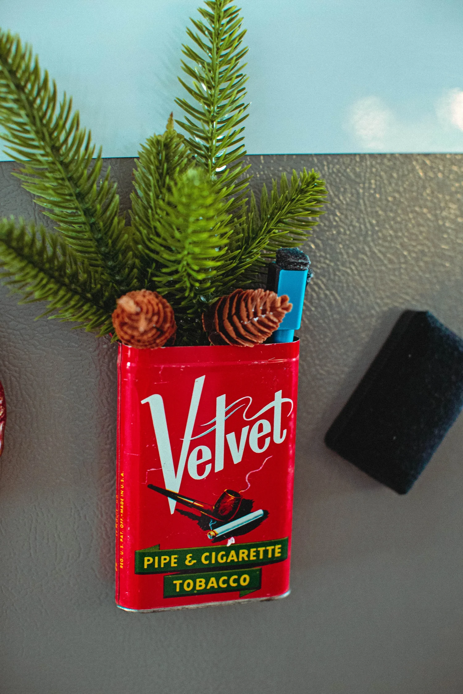 Christmas Magnet Ideas — vintage by the bite