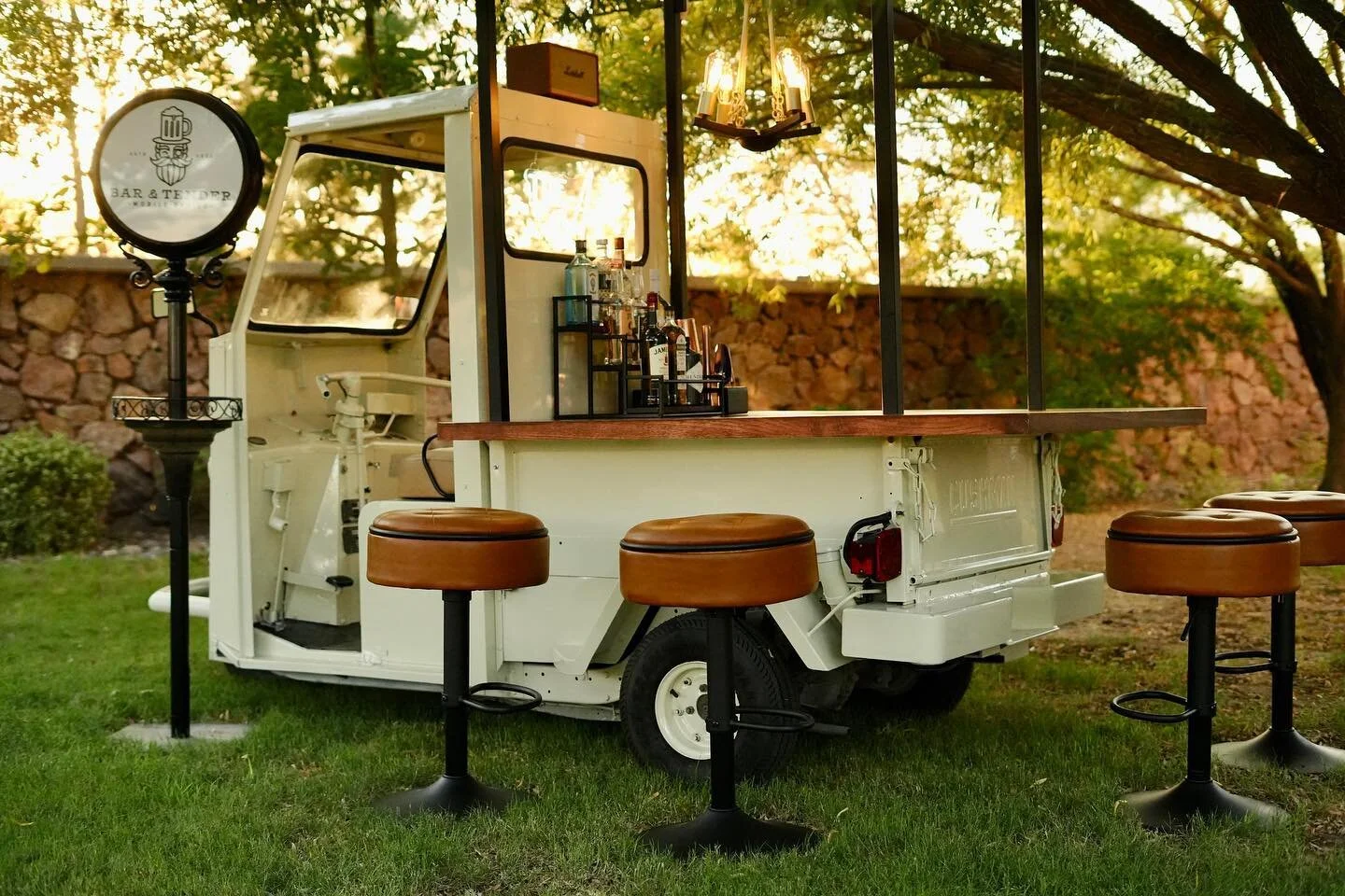 Mobile Bar Rental Services In El Paso, Texas | Barandtendermobile