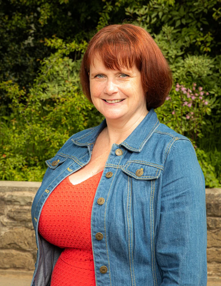 Meet The Staff — Diggle School