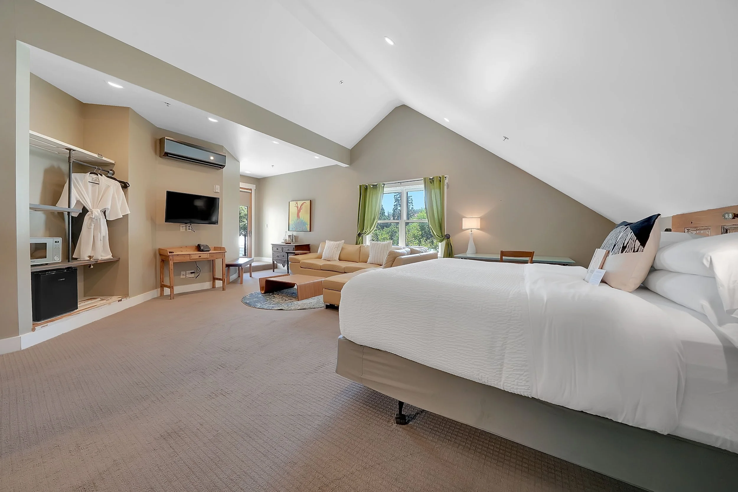 Gallery of Rooms | Book Your Luxurious Escape Now — Hanford House