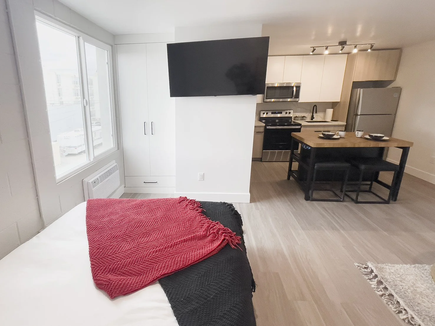 Property Photos — DLUX LOFTS