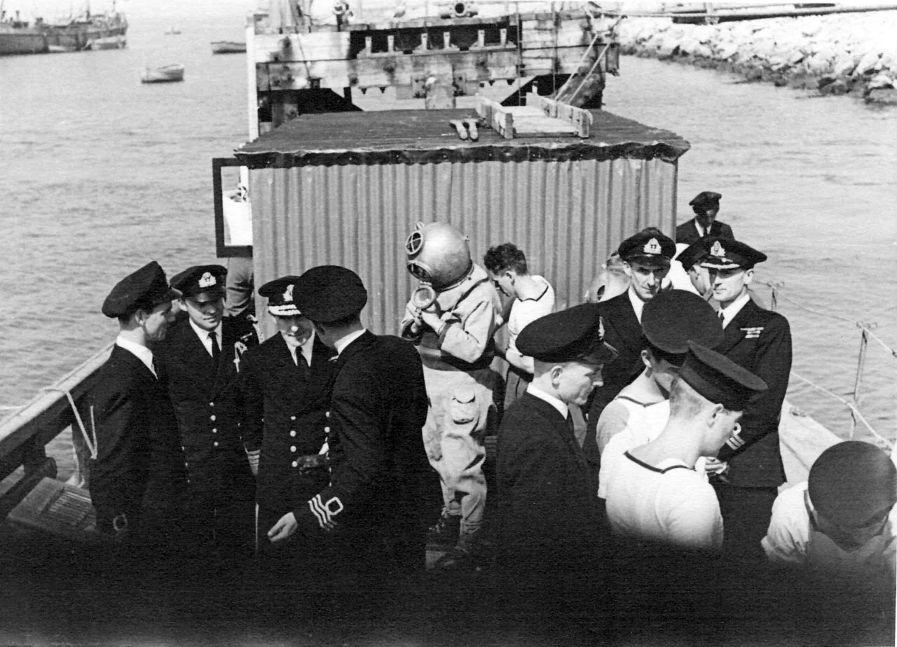 Plaques to be unveiled commemorating the LCOCU & ‘P’ Party Divers — MCDOA