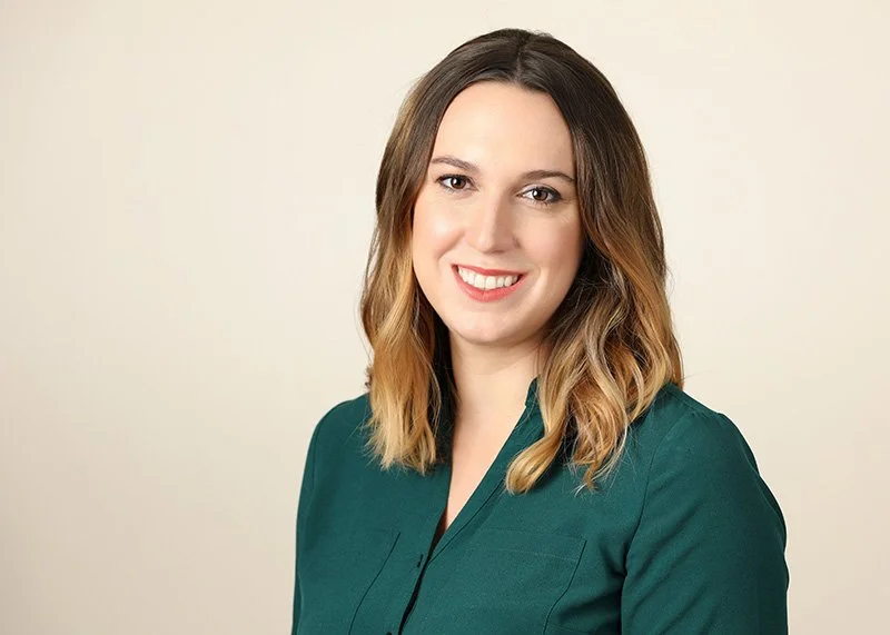 Dr Jenna Therapy - LGBTQ+ Therapist Minneapolis