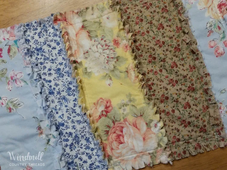 Modern Farmhouse Table Runner — Windmill Country Threads
