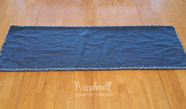Modern Farmhouse Table Runner — Windmill Country Threads