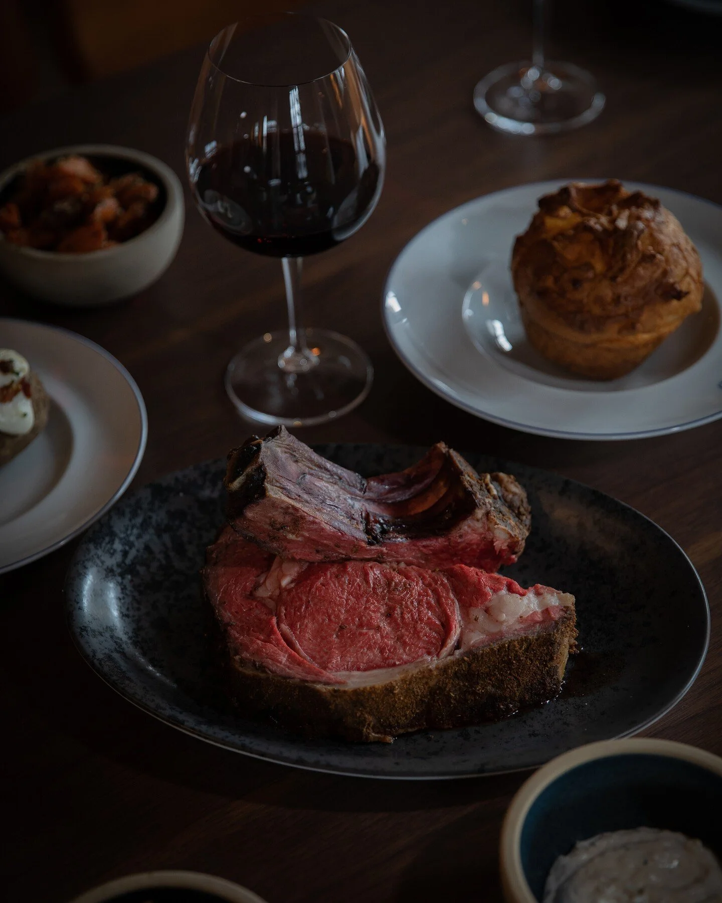 Bluebird Restaurant & Lobby Bar