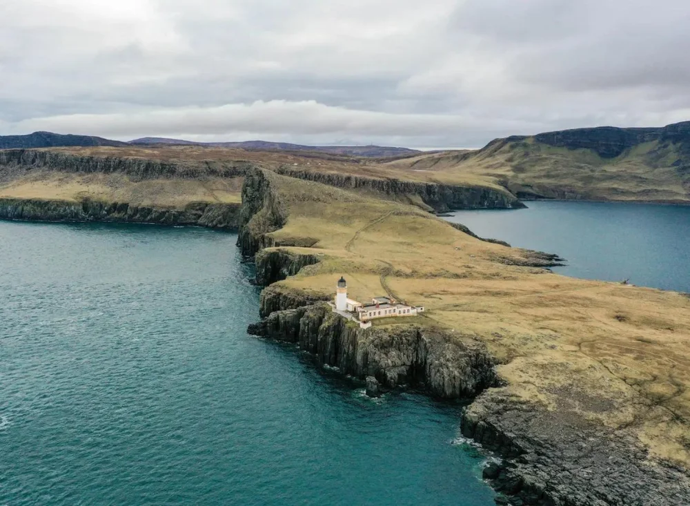 Neist Point Lighthouse Isle of Skye – Is this the Best Sunset Spot on ...