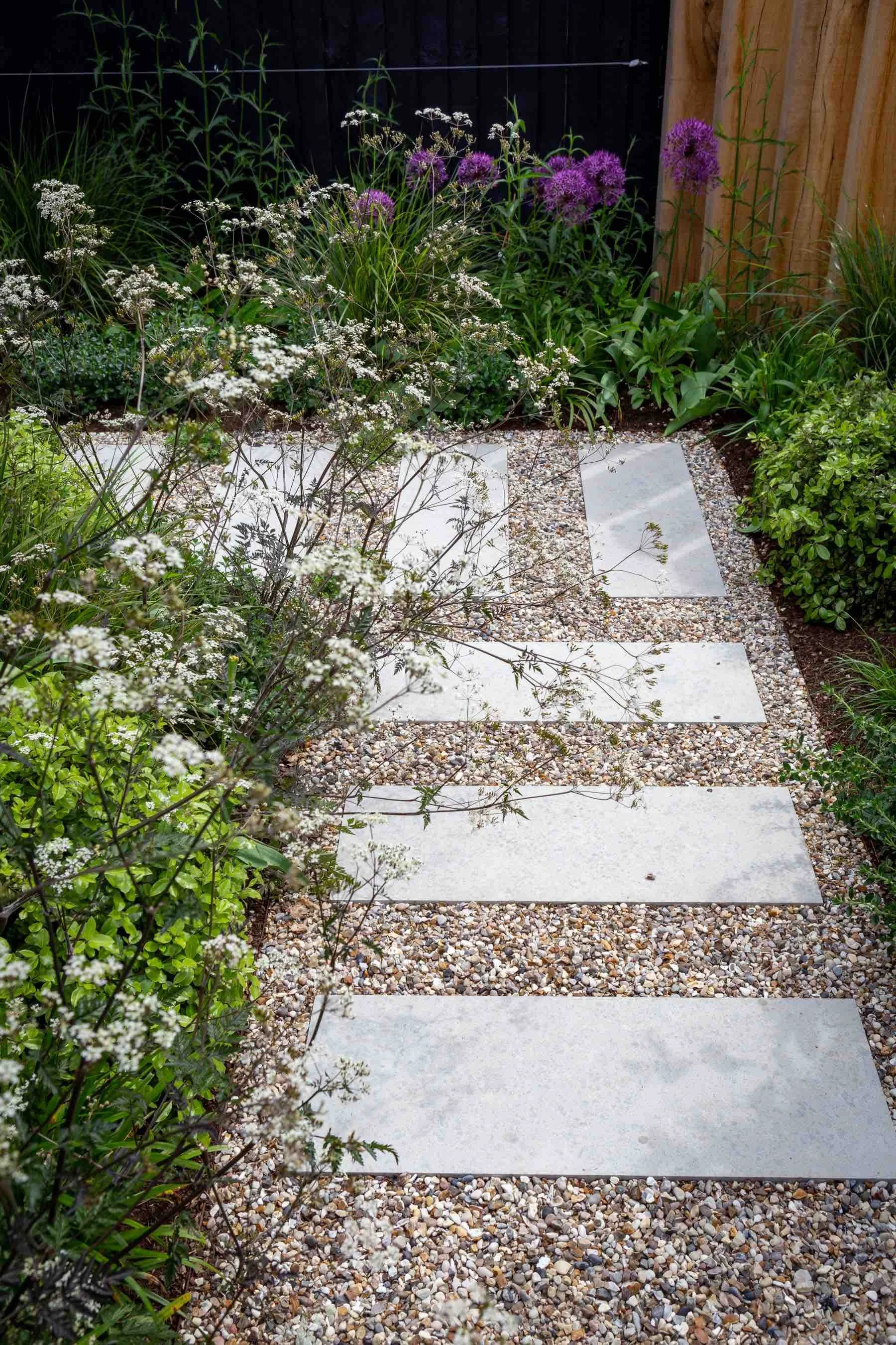 Why is gravel such a great choice for landscaping our gardens ...