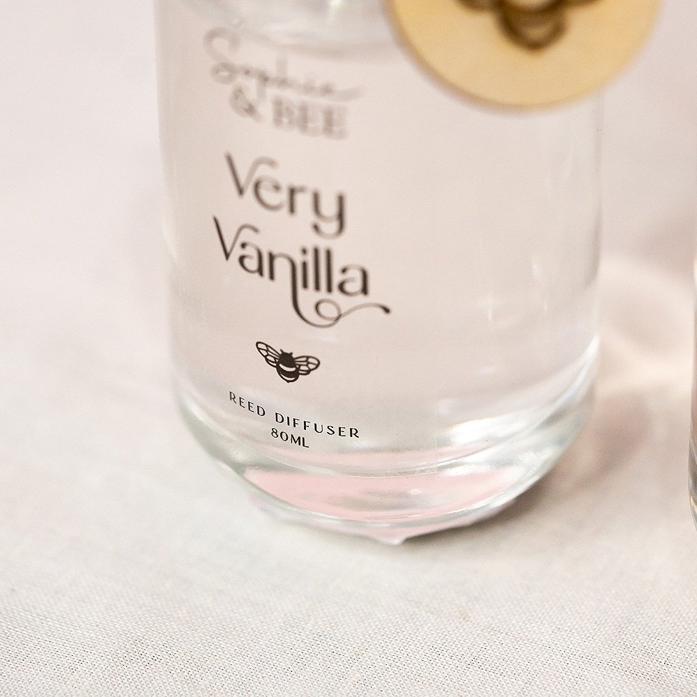 Hand Poured Vegan Candles & Reed Diffusers