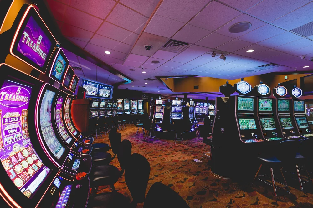 Lucky Dog Casino | Gaming and Dining in Skokomish, Washington