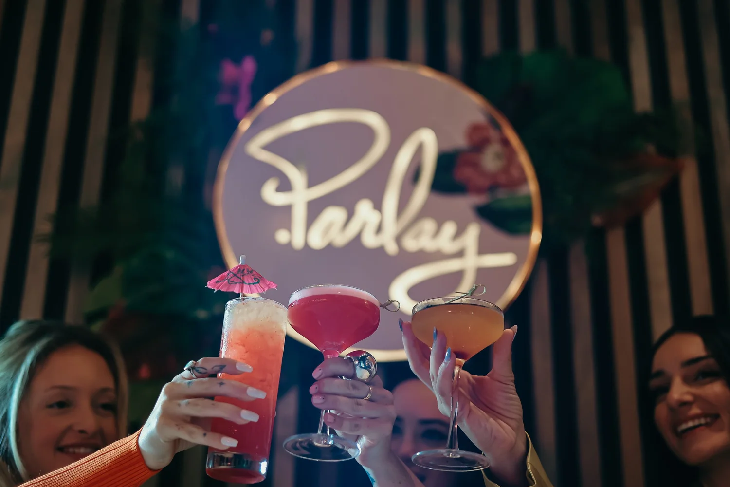 Gallery — Sunsets | Drinks | Dining