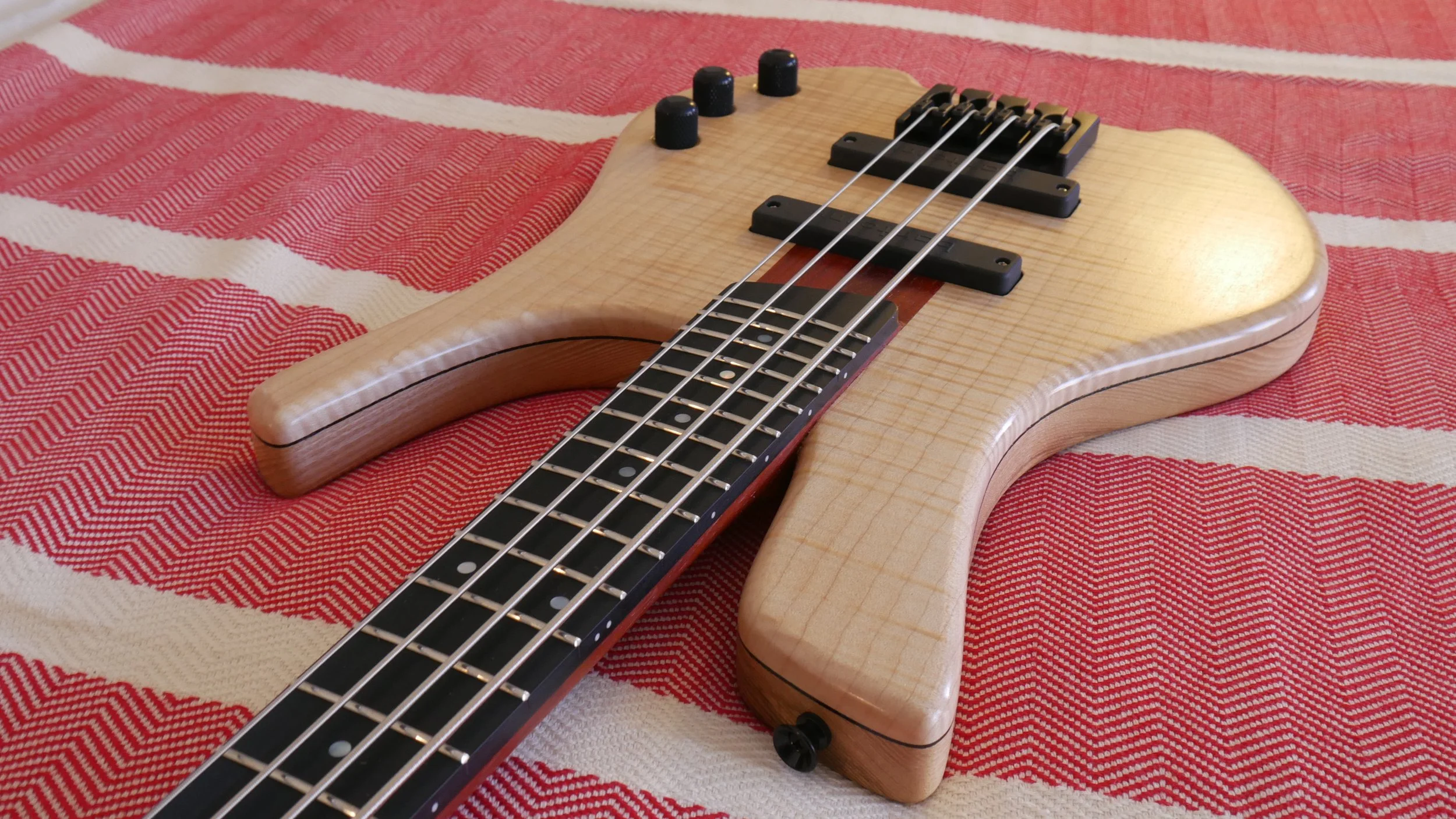 Pipe Dream Chopped 4 Bass Guitar — Pipe Dream Fretworks