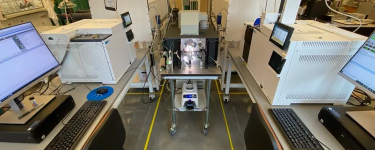 Surface Microscopy, Spectroscopy, and Fabrication Facility — CHASE ...