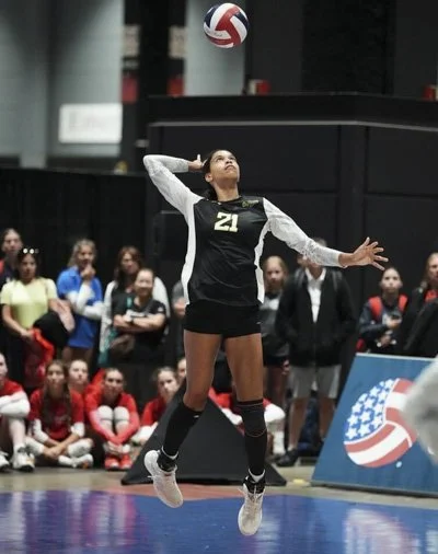 Coach Jess Knecht — Max Out Mindset