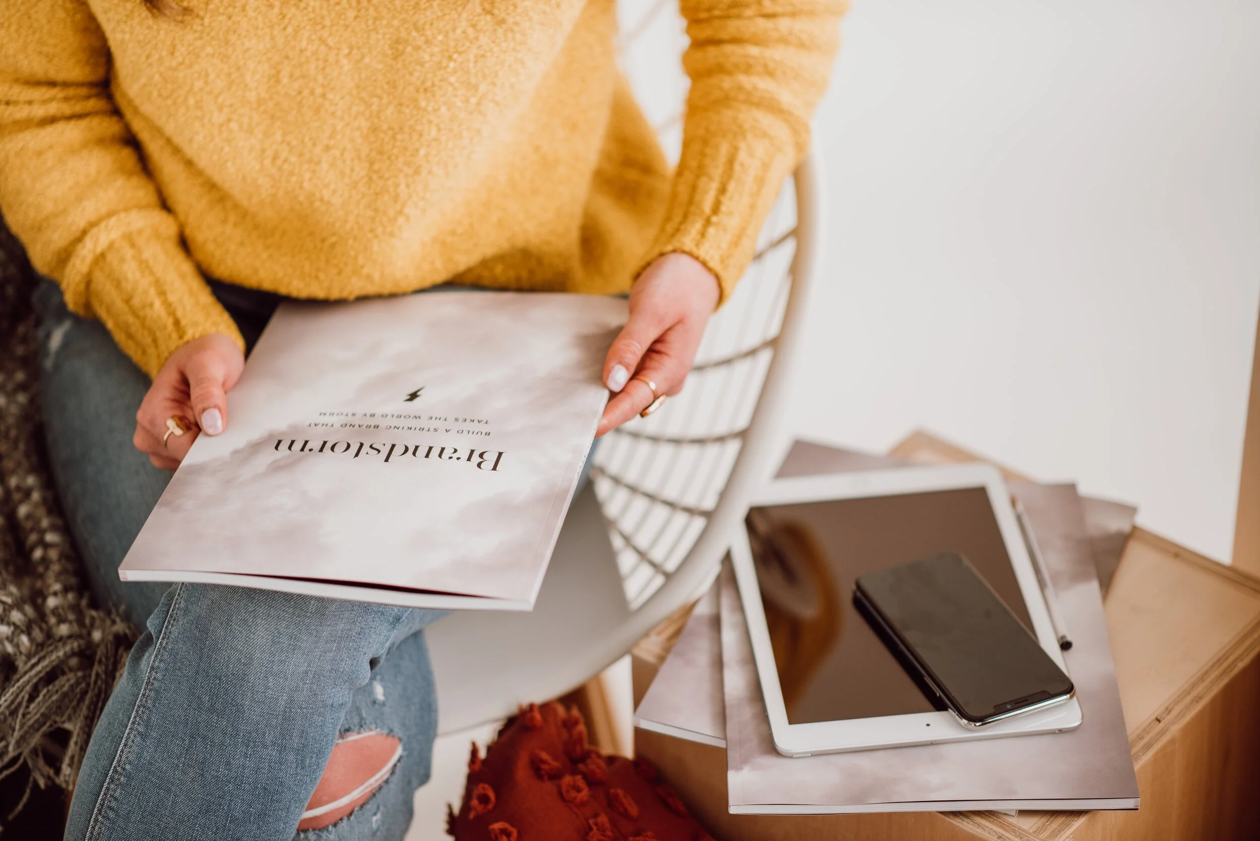 Amari Creative | Brand Templates and Guides