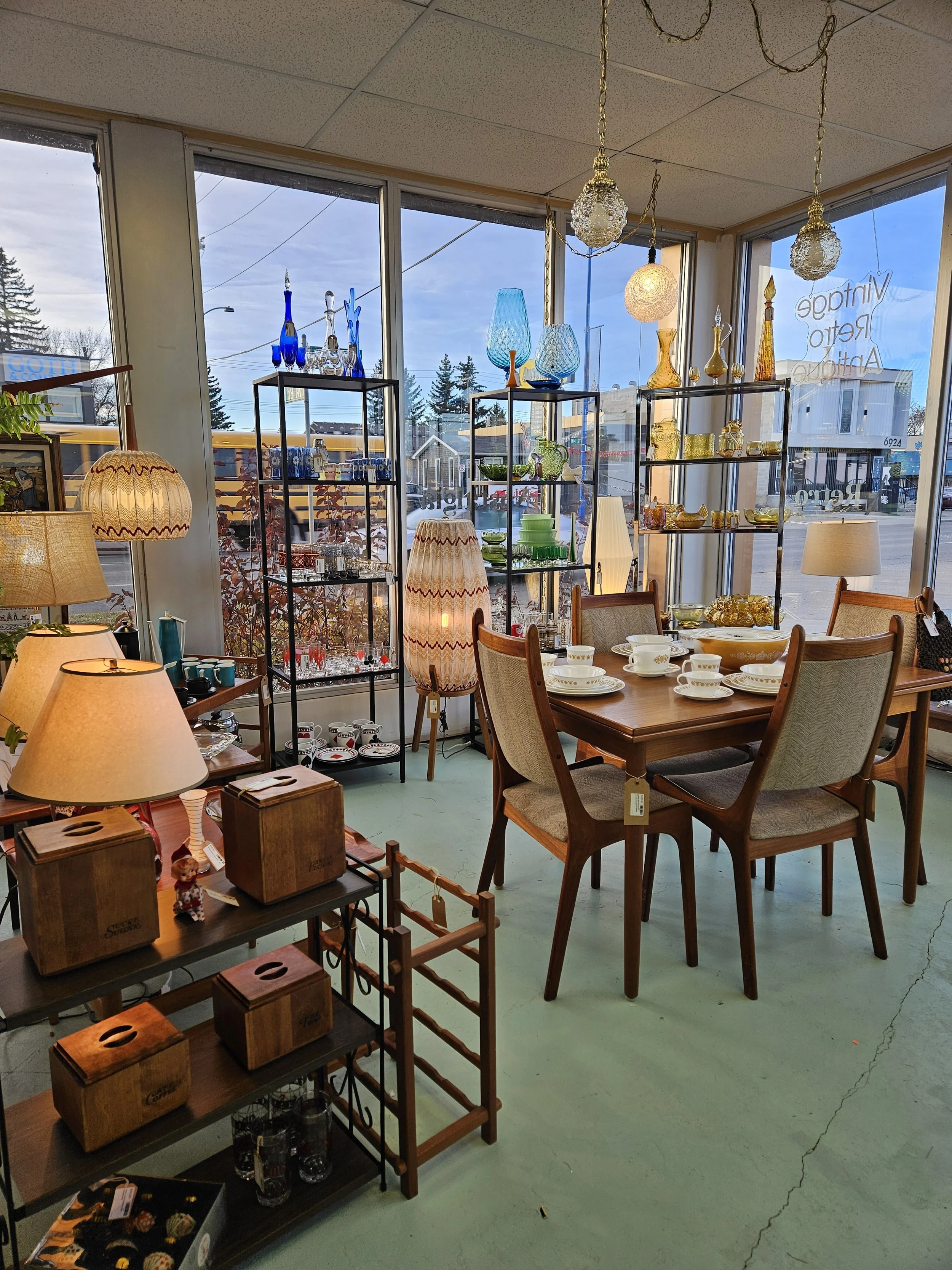 Edmonton Vintage & Antique Mall, Edmonton Vintage Market