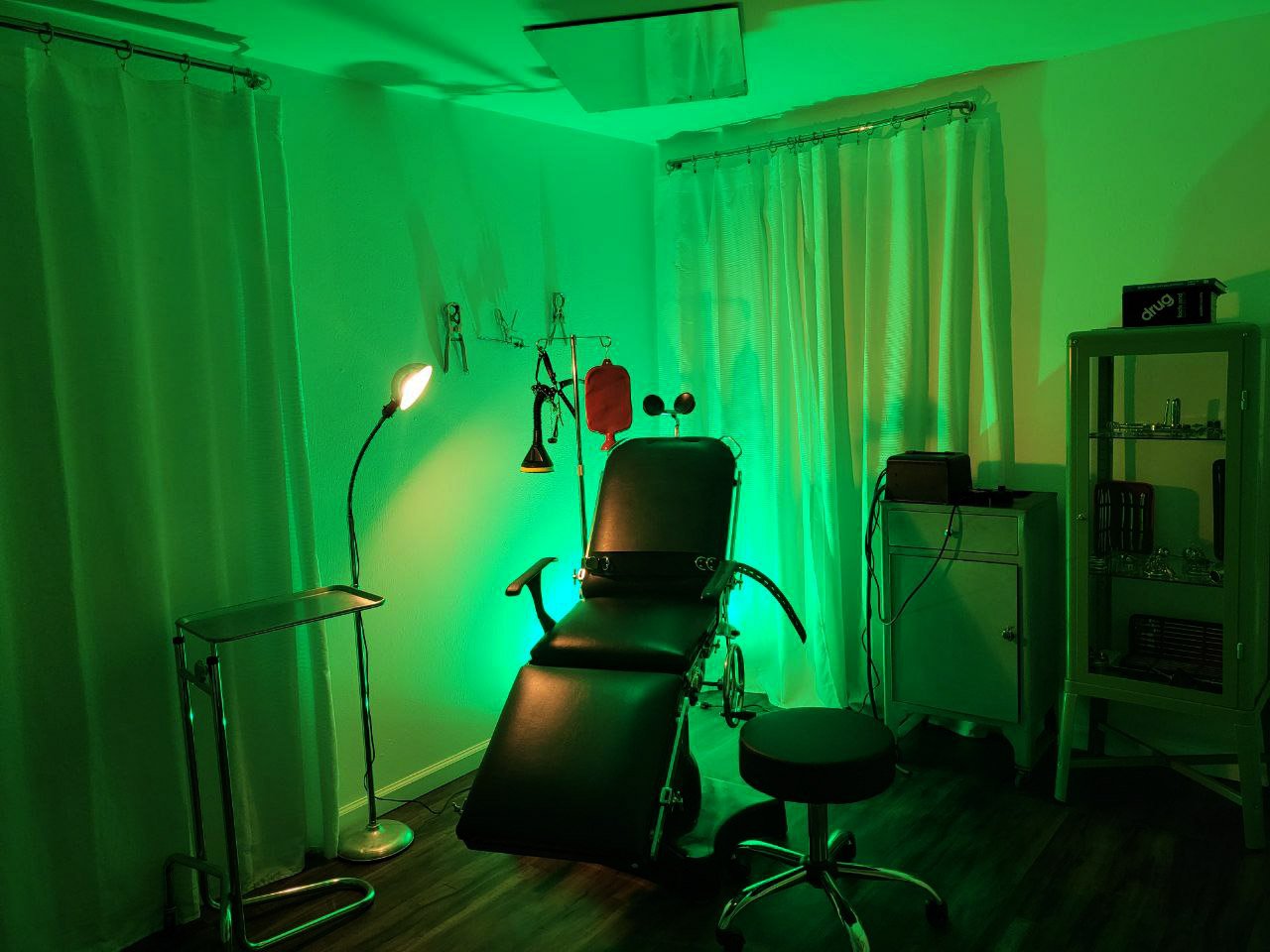 Dungeon | Chloe Manson - Austin Dominatrix