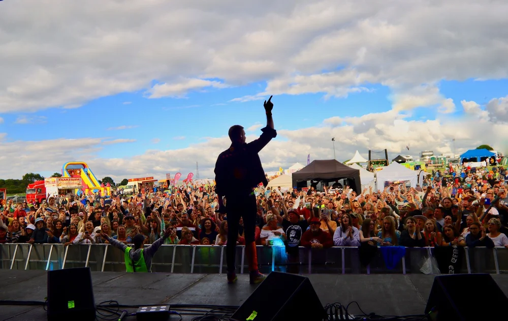 Pure Entertainment Group | Live Shows, Tribute Acts & Event ...