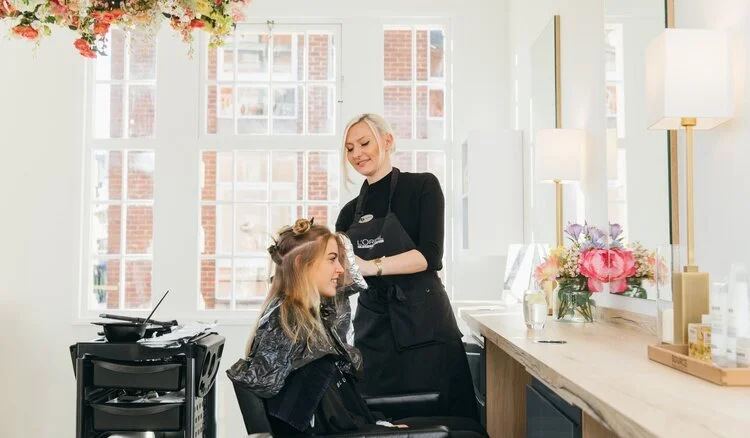 Facts About Hair & Insights From a Colour Specialist