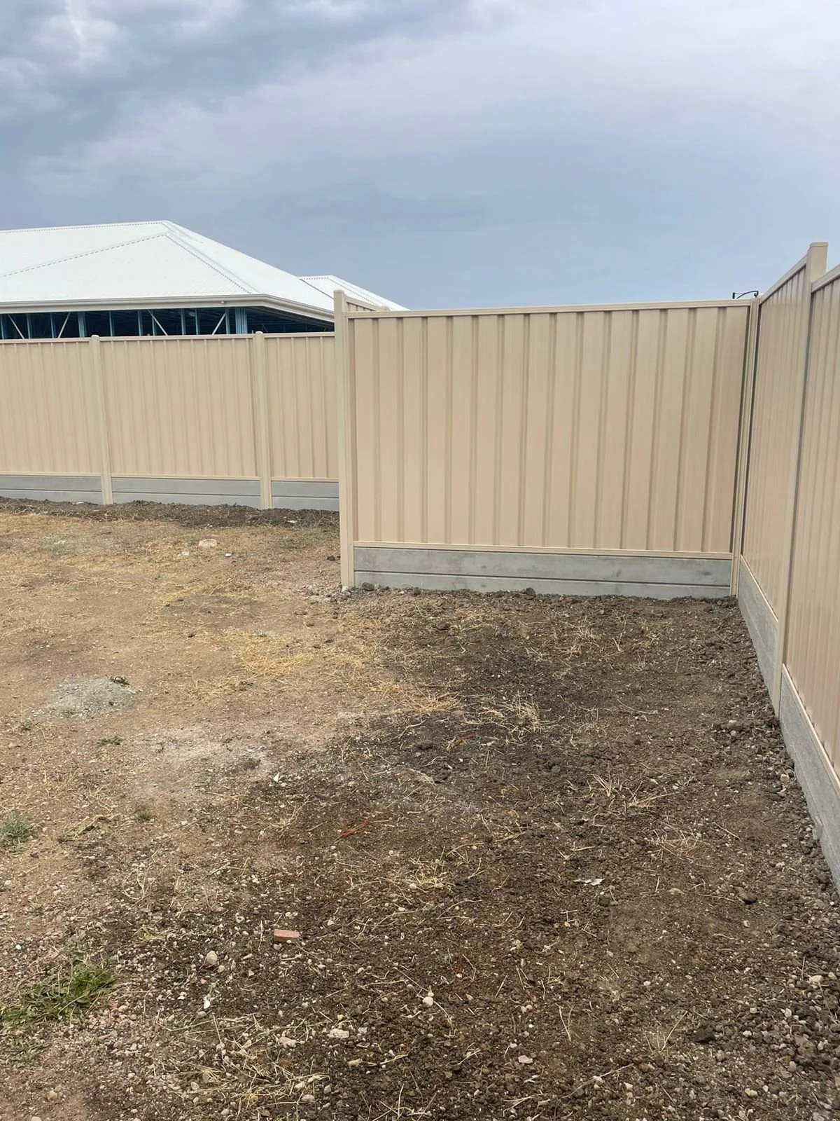 Good Neighbour fencing - Adelaide best prices Colorbond Fencing & Gates ...