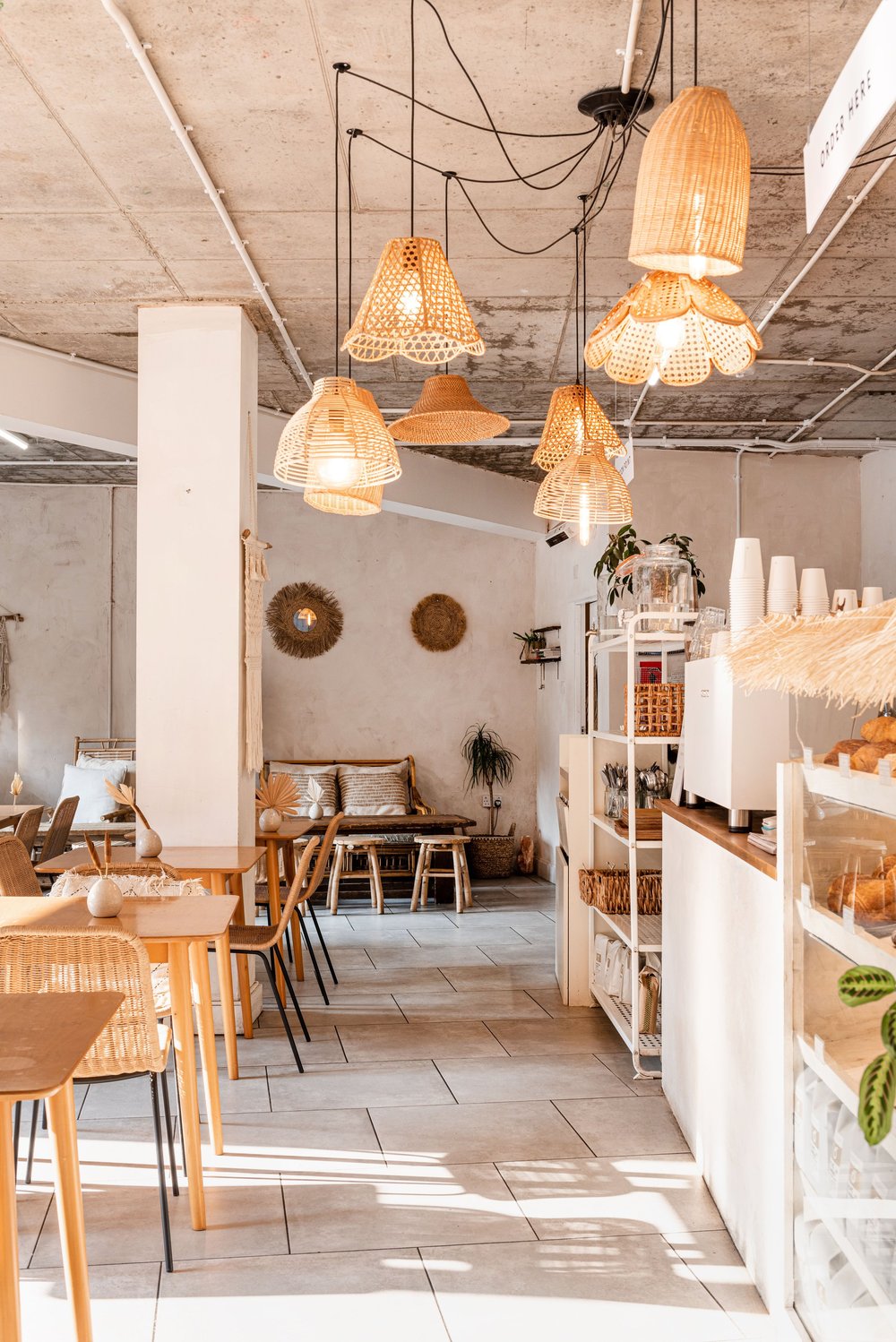 Hackney Menu — W A V E