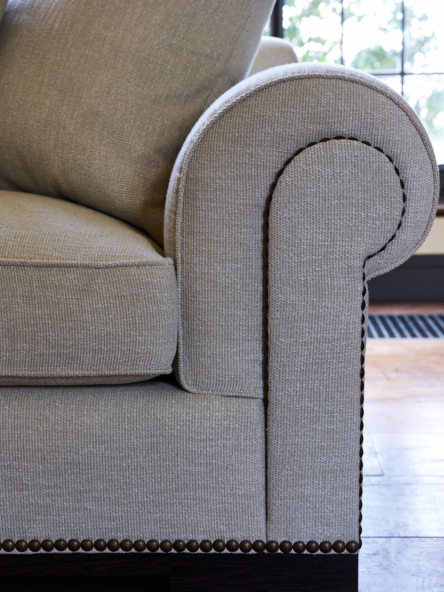Margot Sofa — Alfredo Paredes