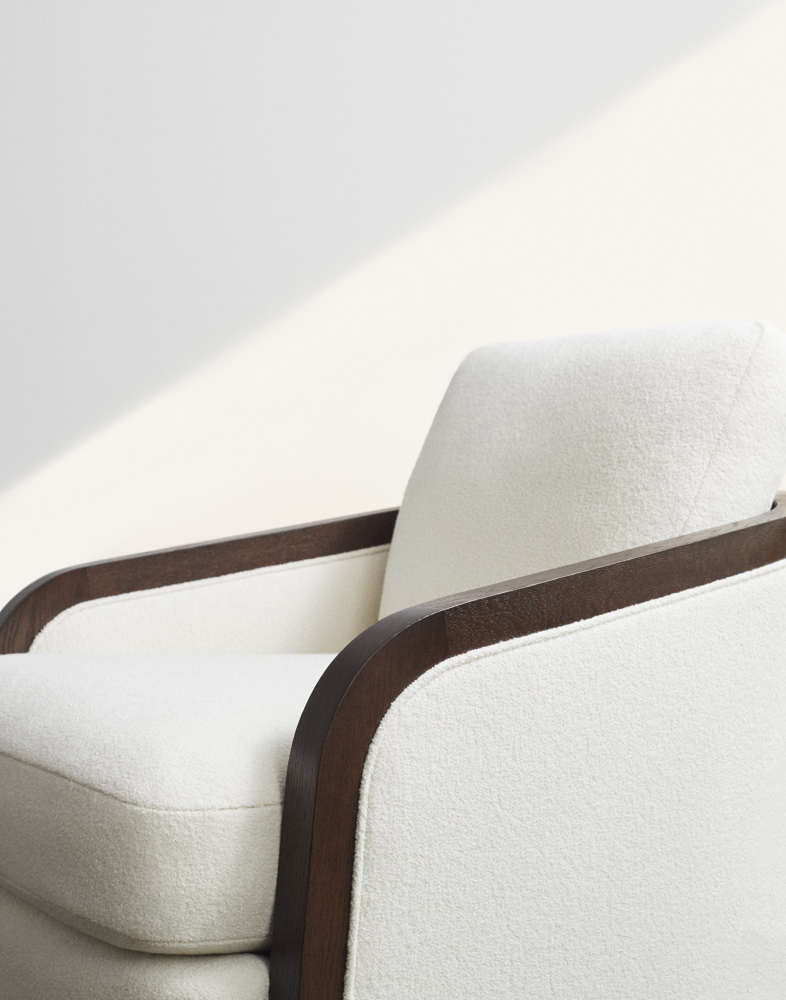 DELFINA ARM CHAIR — ALFREDO PAREDES