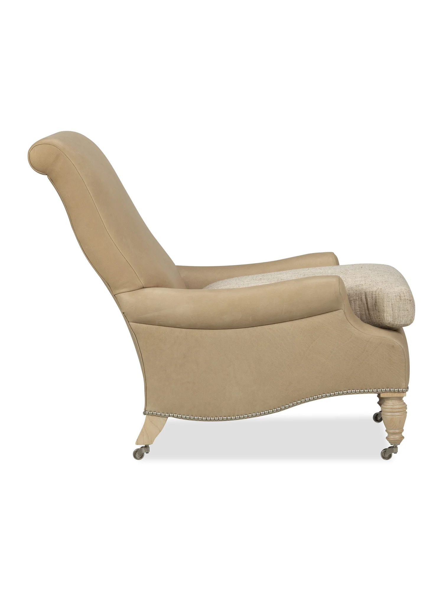 Delfina Arm Chair — Alfredo Paredes