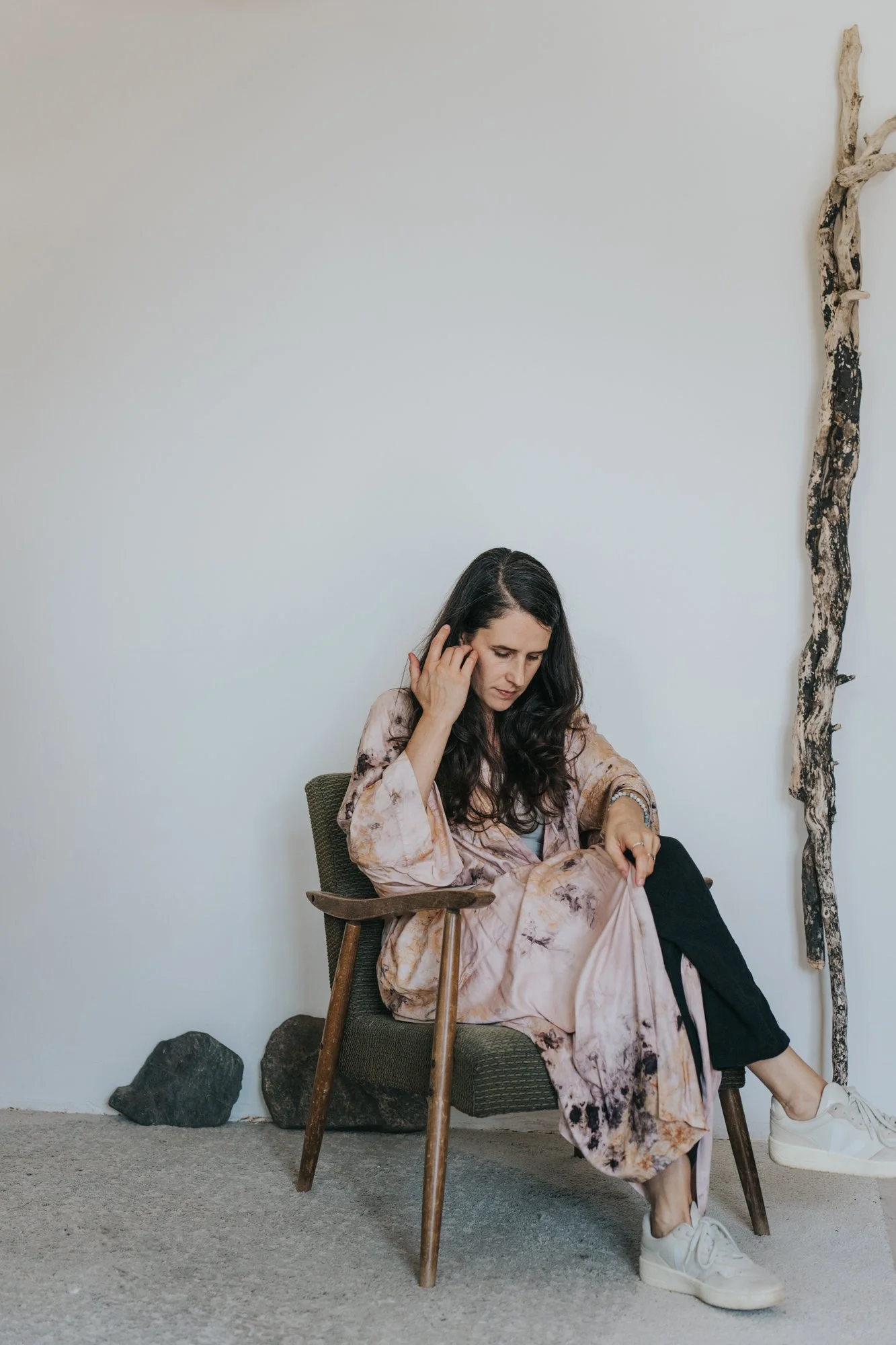 Brinas Studio | Natural pigments, sustainable fashion.