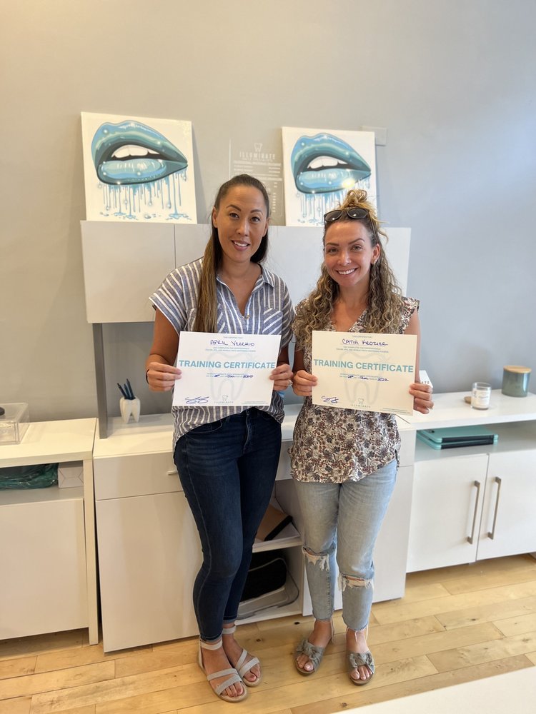 ILLUMINATE SMILE SPECIALISTS