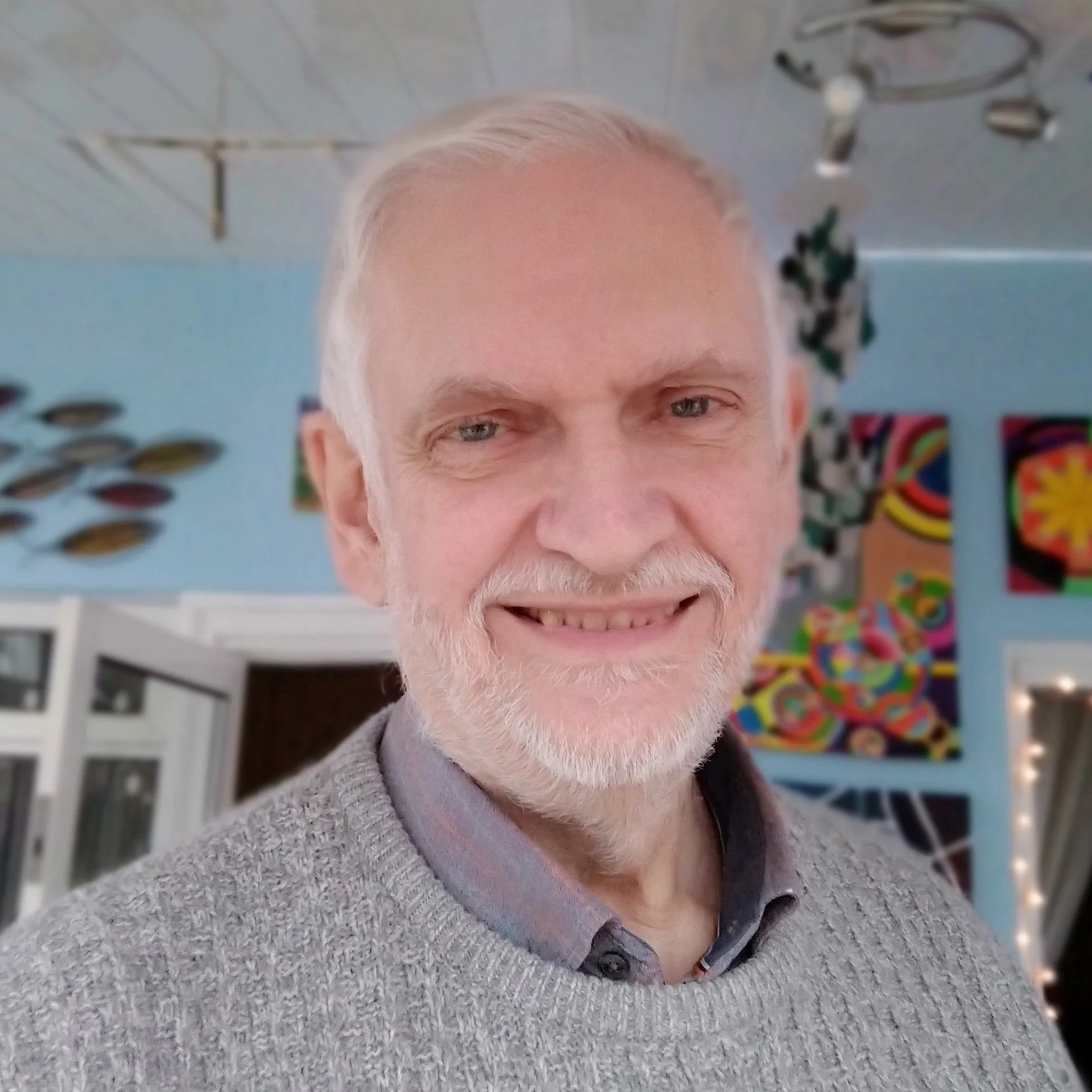 Caroline Gale's Instagram, Twitter & Facebook on IDCrawl