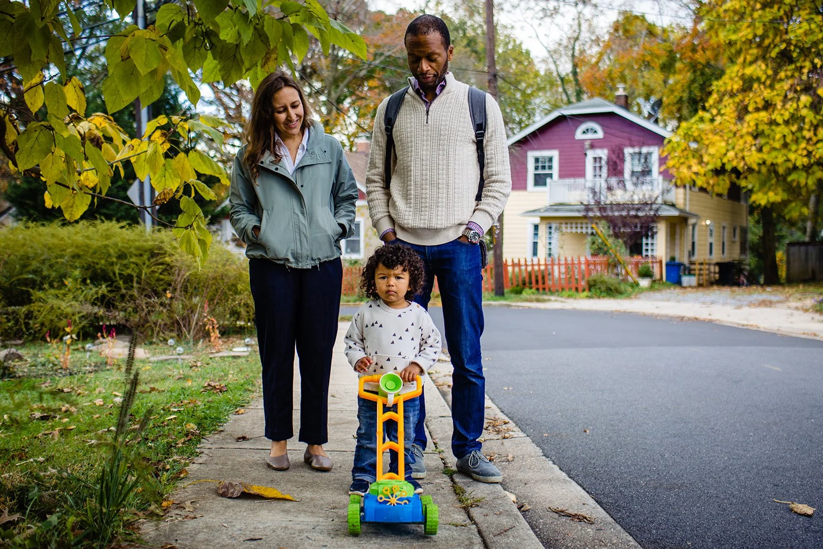 10 Fun Family Photo Prompts & Games to Play at Your Family Photoshoot ...