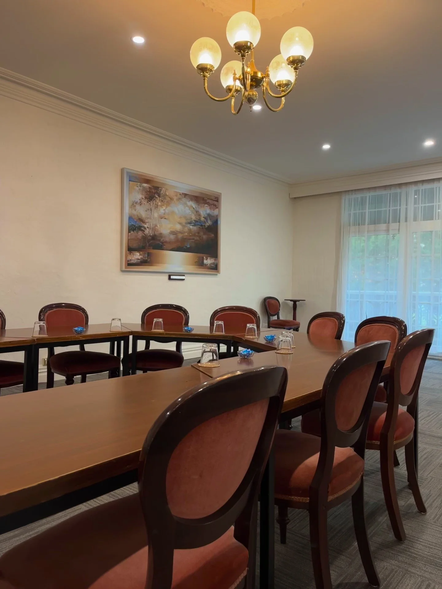 Corporate Meetings and Conference Space — Victoria House Contact