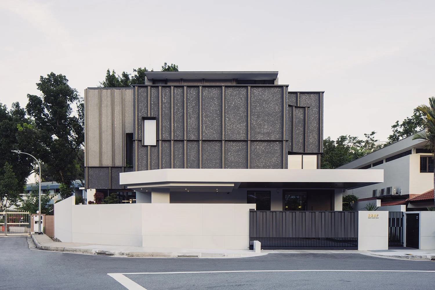 Contact 2 — Meta Architecture