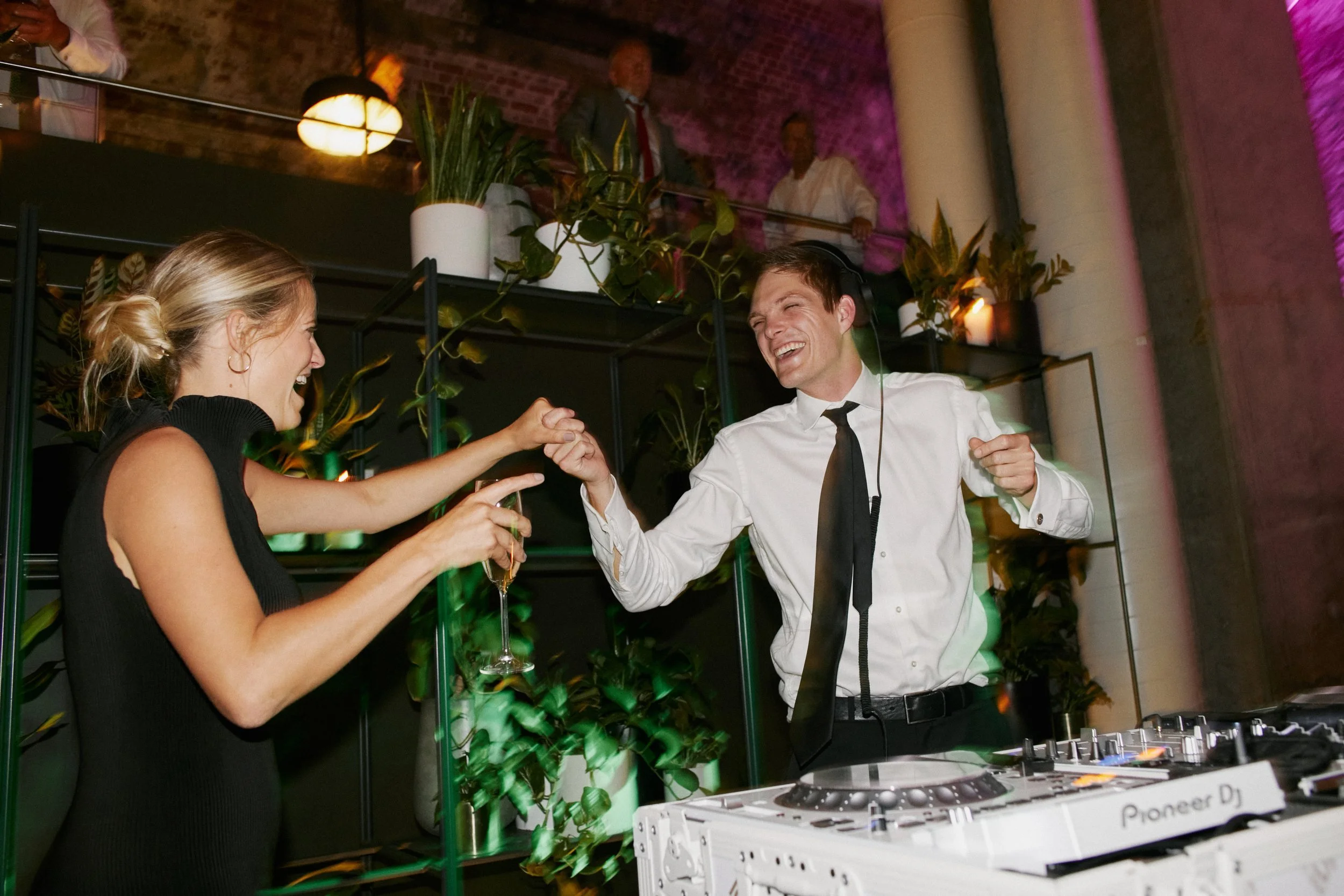 About — sonder | djs & events