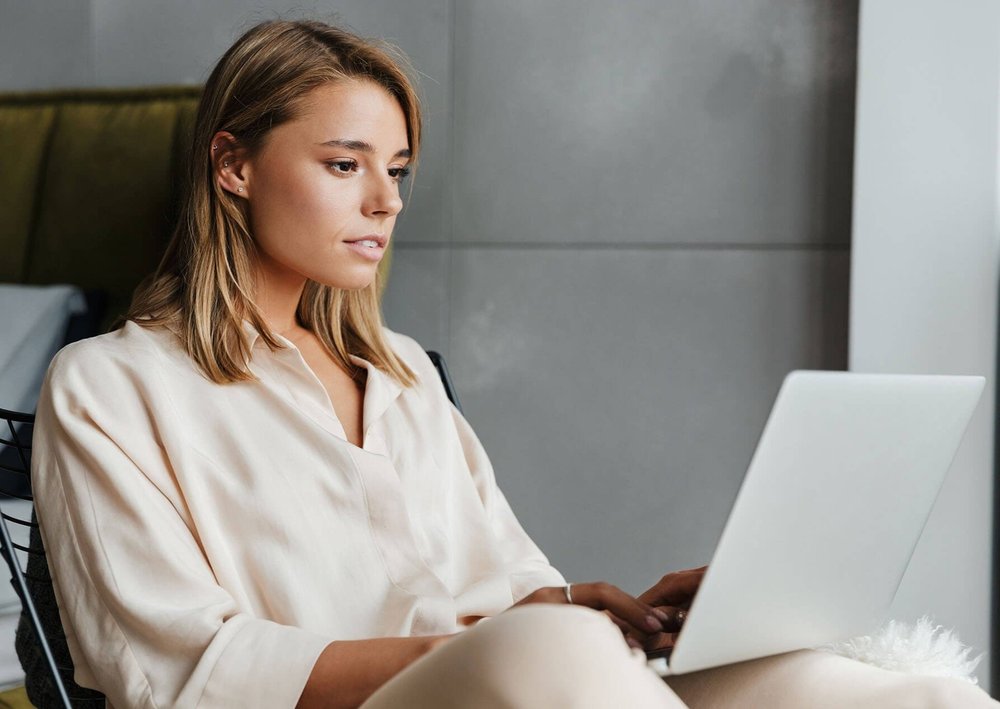 LMS for Cosmetic Training — LMS for Retail