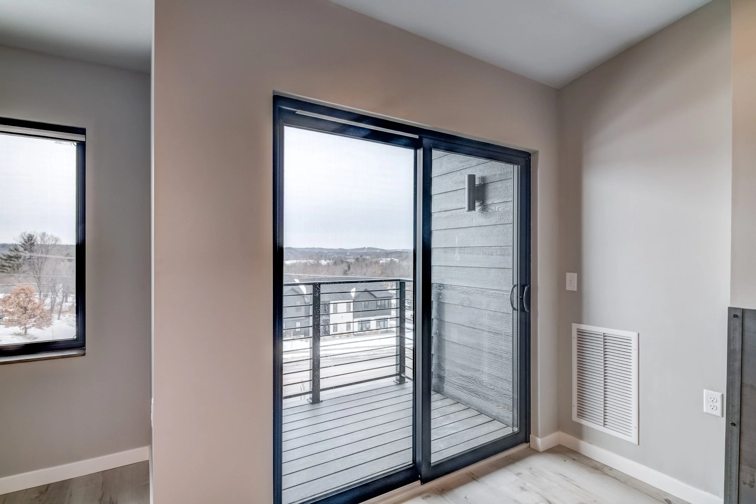 City Line Heights - 2 Bedroom Available NOW — RyKey Properties ...