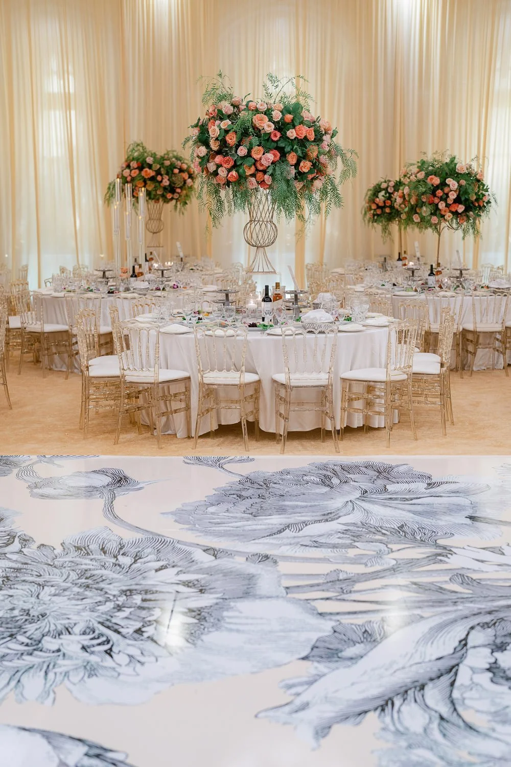 Event Design Tips: Making Colors Pop at an Orange, Peach & Apricot ...