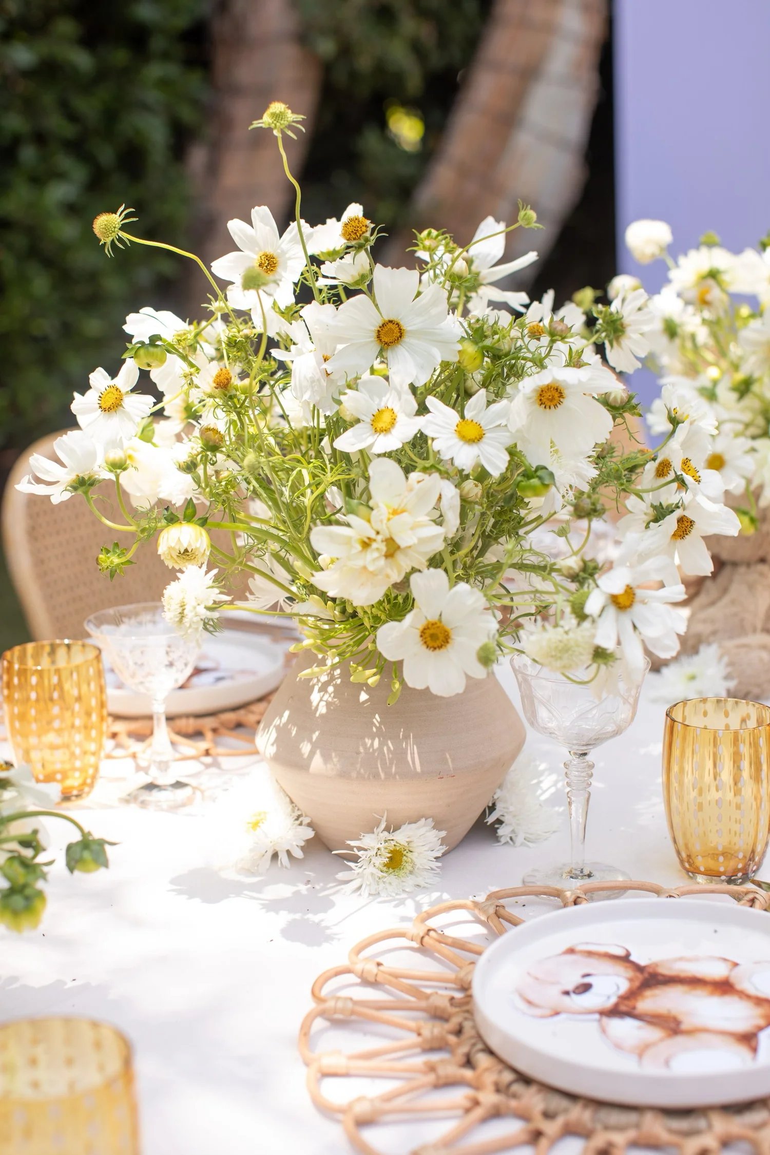 Garden Party Inspiration: Elegant Florals & Outdoor Decor | Eddie ...