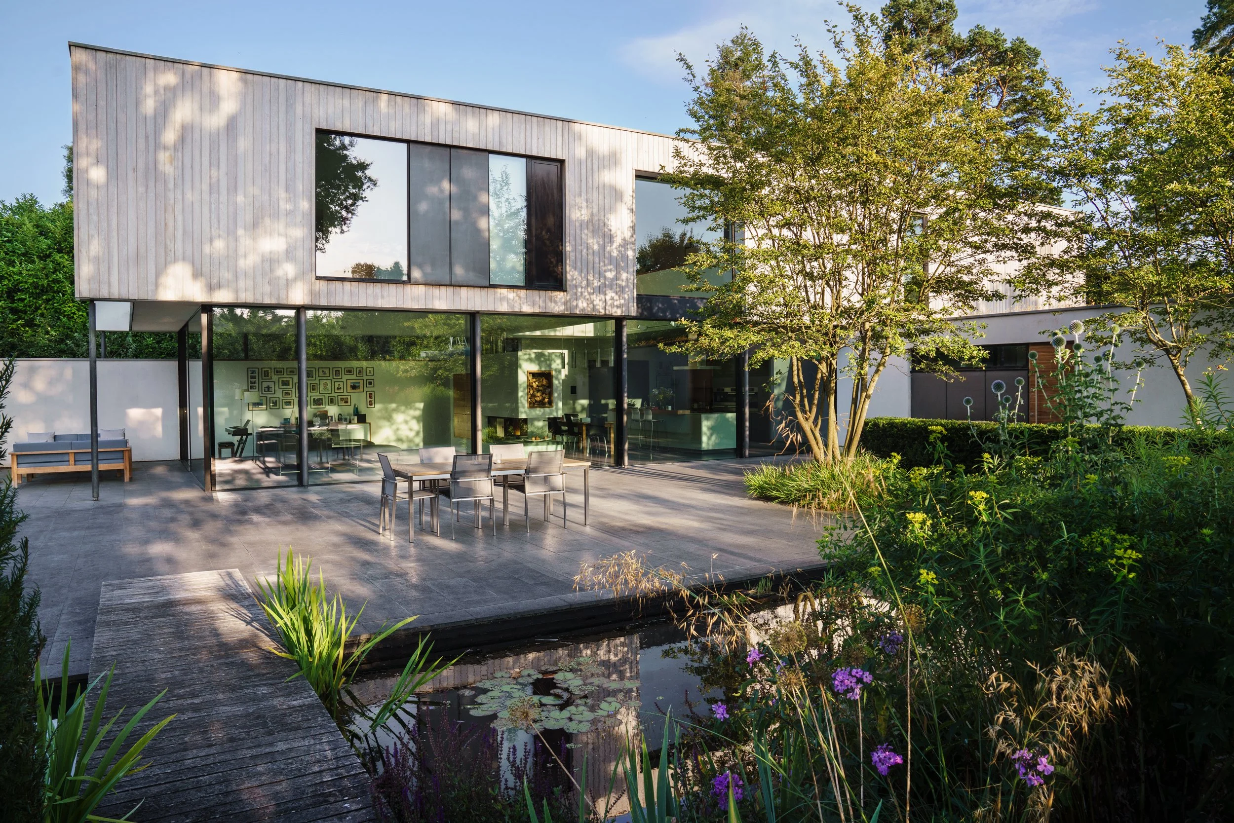Modernist House — Angus Thompson