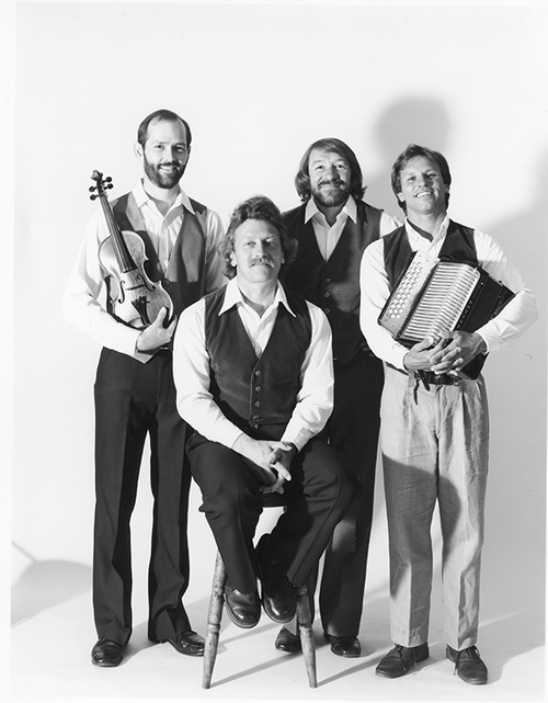 Did You Know? - Tony Barrand and Nowell Sing we Clear — Vermont Folklife
