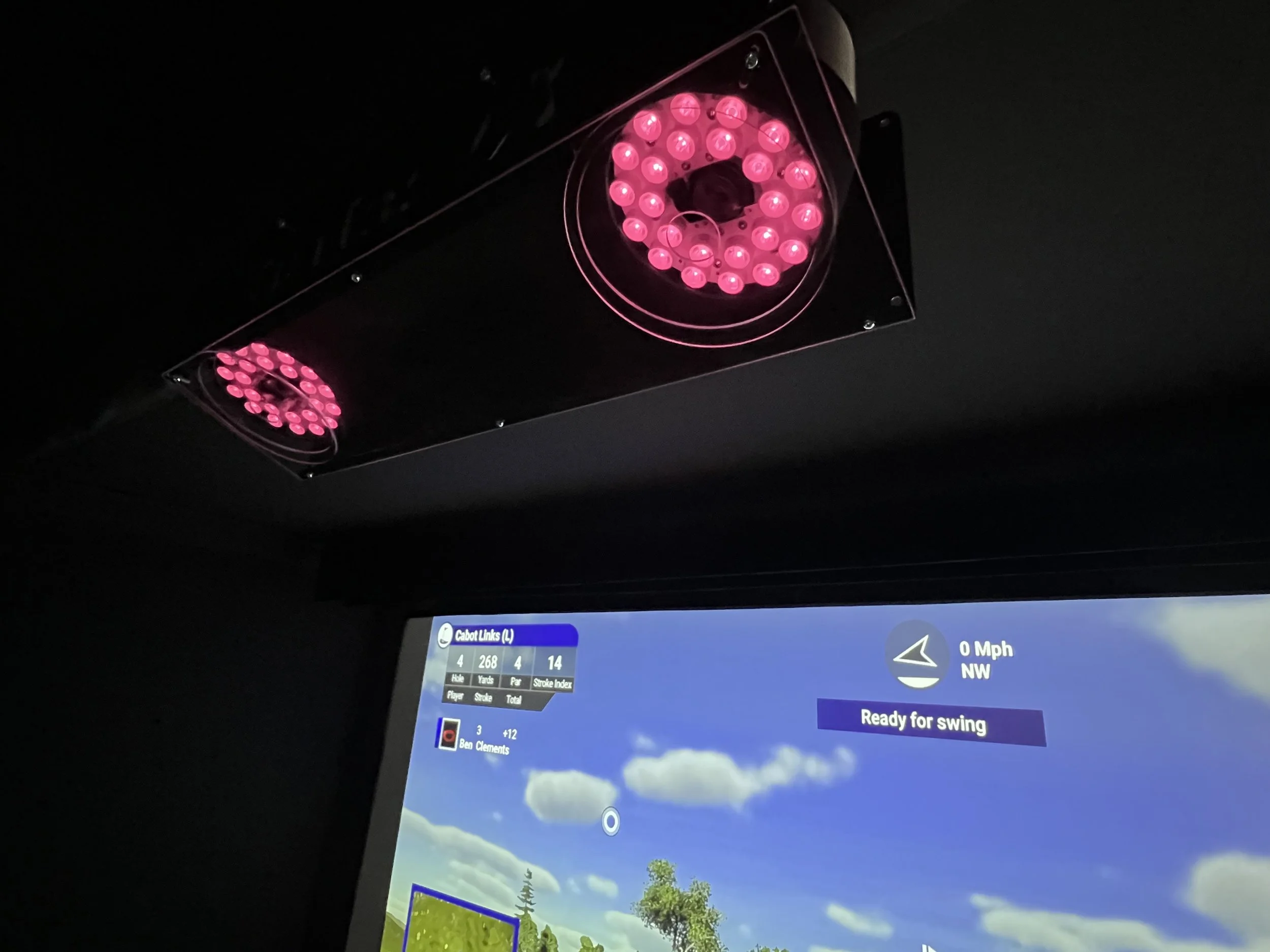 SimCaddy Canada Indoor Golf Simulator Solutions ProTee VX