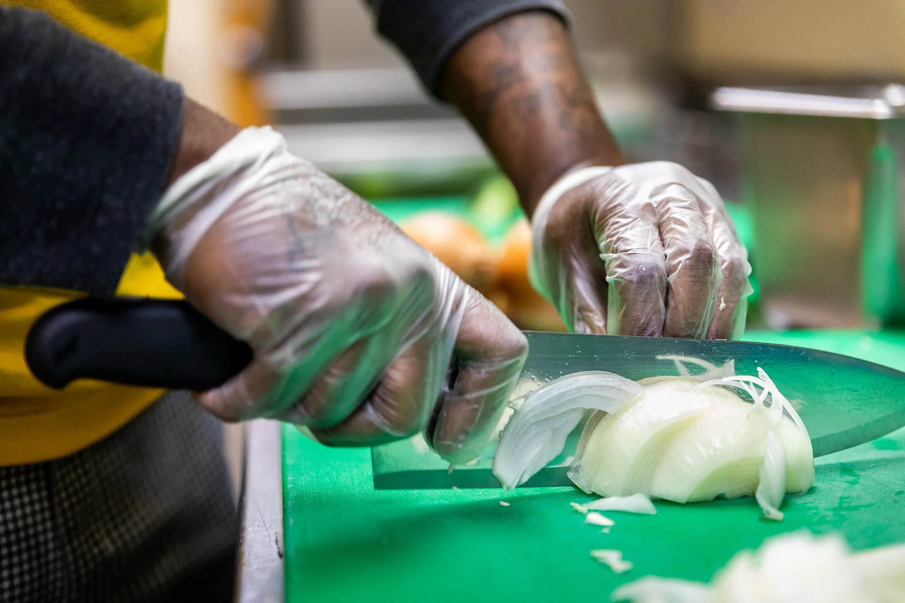 Serve Meals To The Homeless Philly House serve-meals-to-the-homeless-philly-house