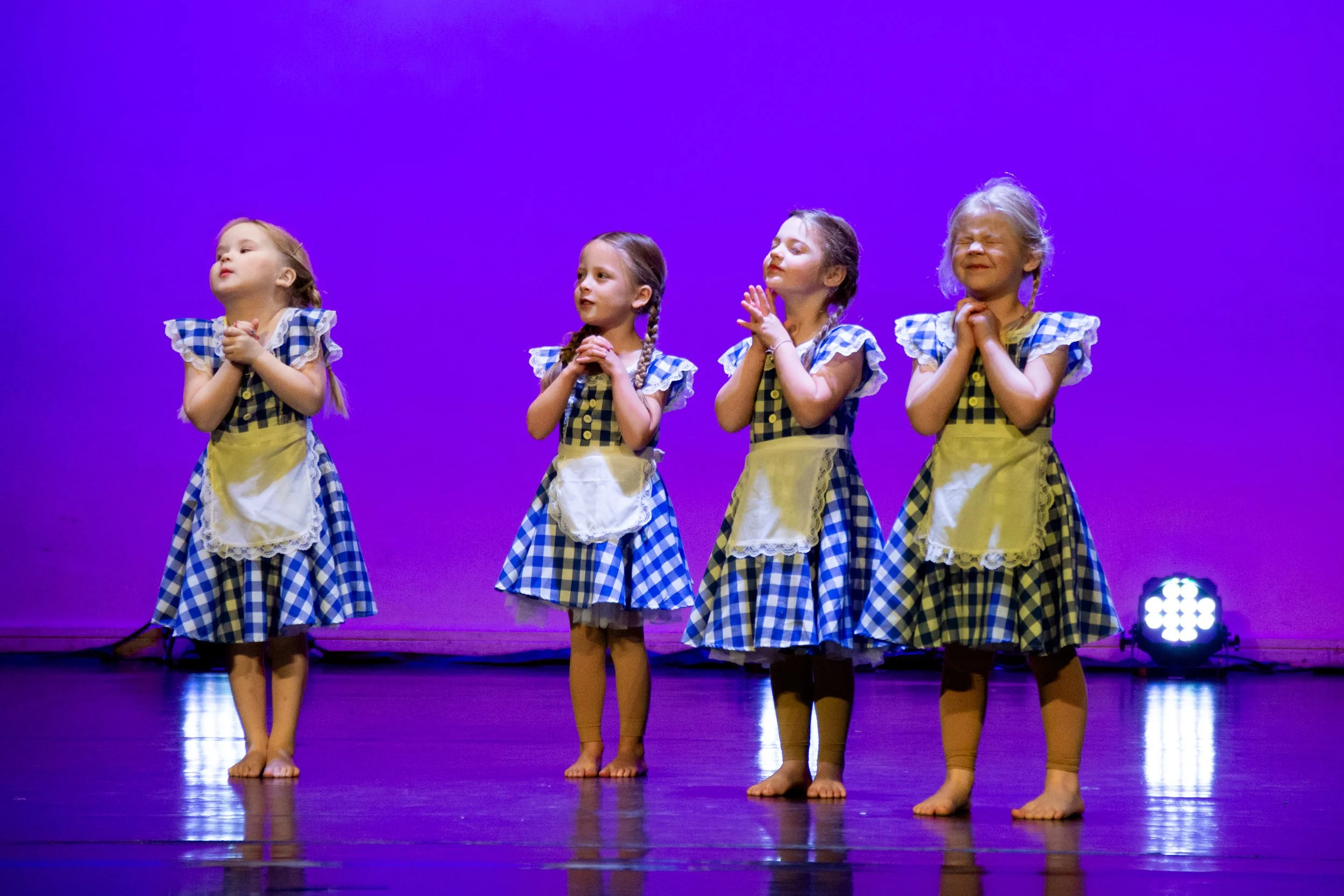 Dance Lessons For Children Aged 1 To 5 The South West School Of Dance
